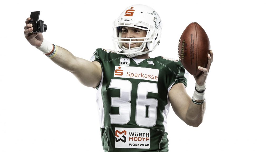 Die Geschichte über die zwei Leidenschaften von Nick Alfieri • FootballR